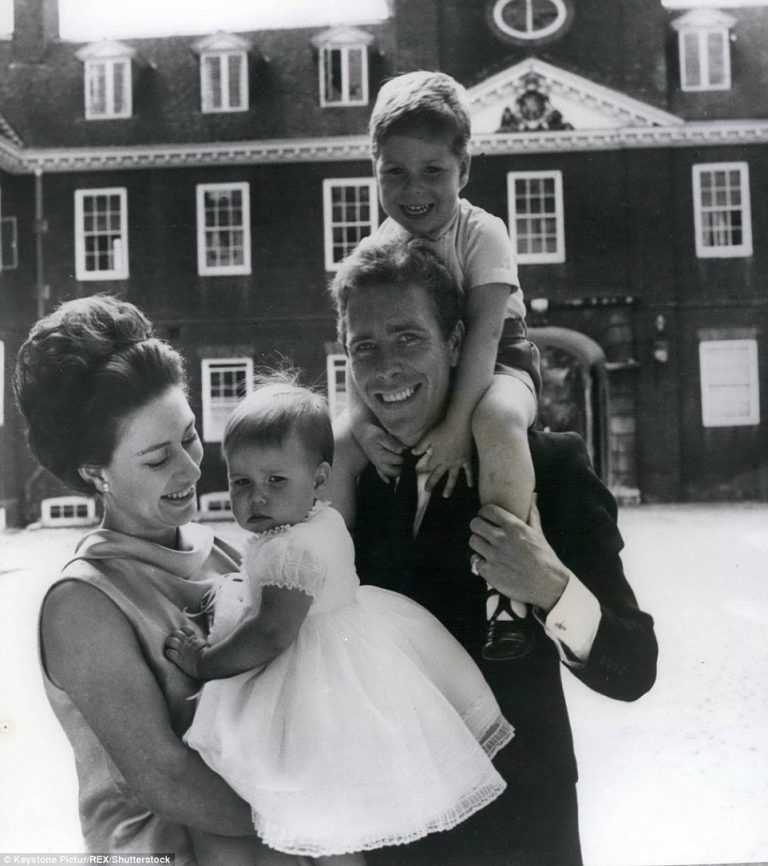 The Life & Work of Lord Snowdon (1930-2017) :: This Is Glamorous (TIG)
