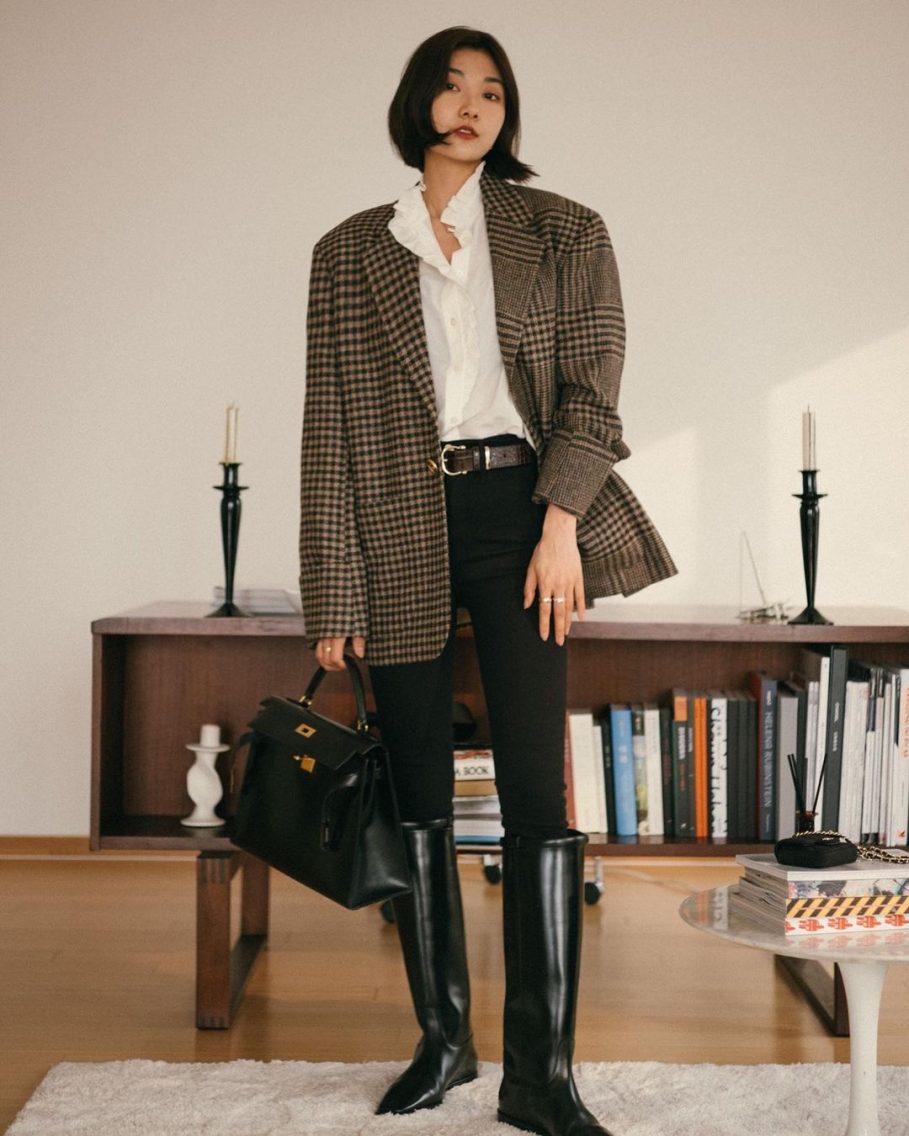 At Home With: Savi of @savislook :: This Is Glamorous (TIG)