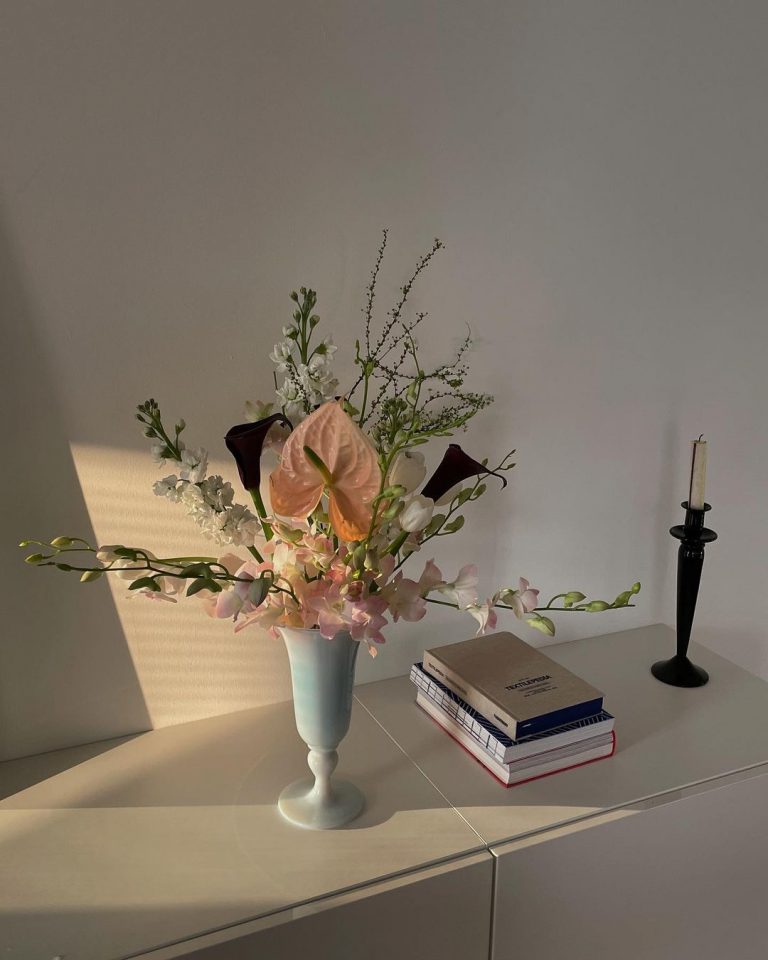 At Home With: Savi of @savislook :: This Is Glamorous (TIG)