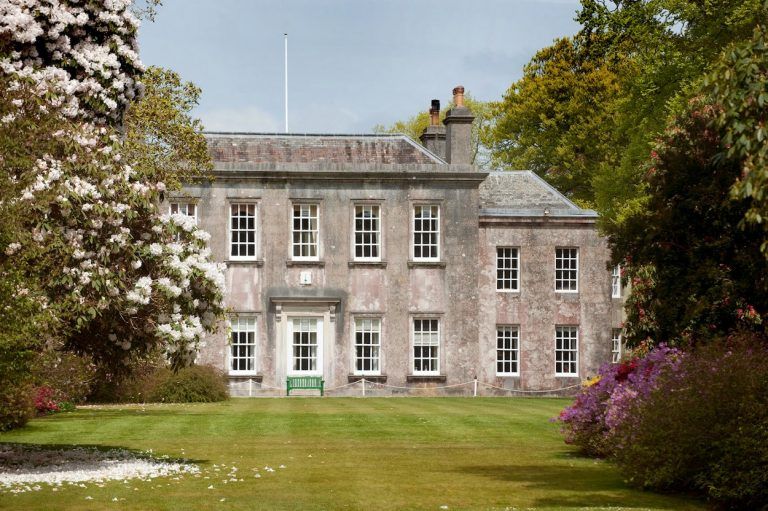 Trewithen House, Cornwall, England :: This Is Glamorous (TIG)